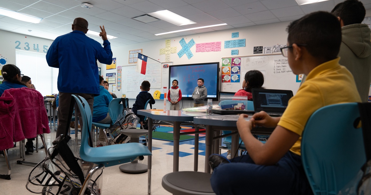 Texas Senate passes teacher raises bill | The Texas Tribune