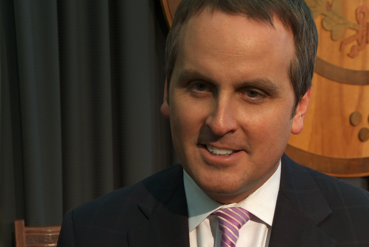 Video: Why Hughes Opposed the Smoking Ban | The Texas Tribune