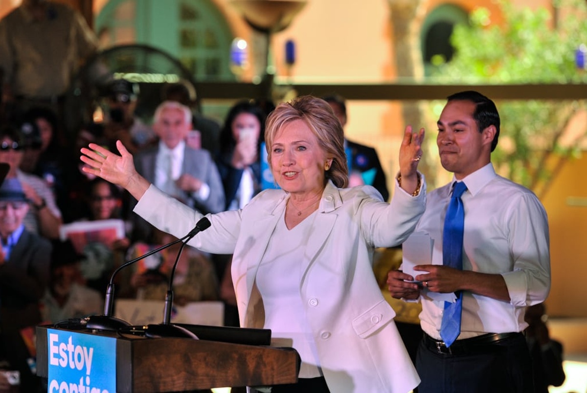 Clinton Campaign Has First Paid Texas Staff | The Texas Tribune