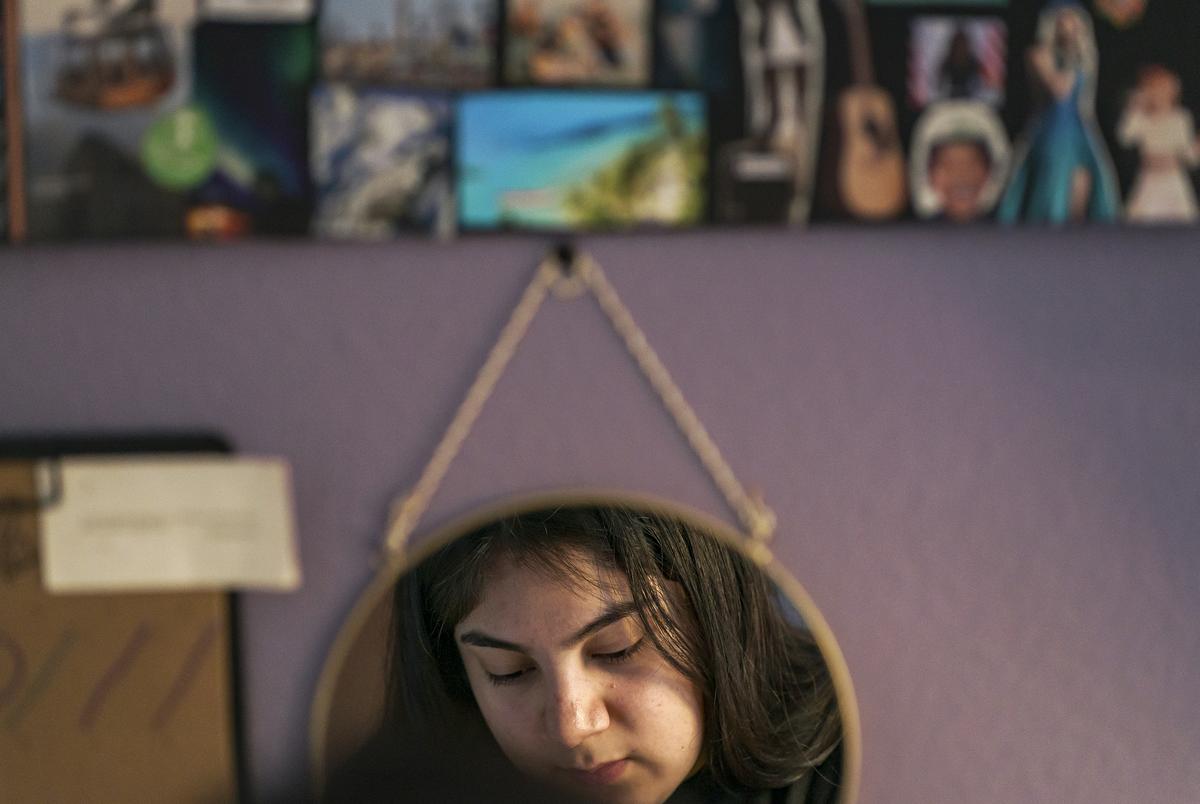 This high school senior plans to be the first in her family to attend ...