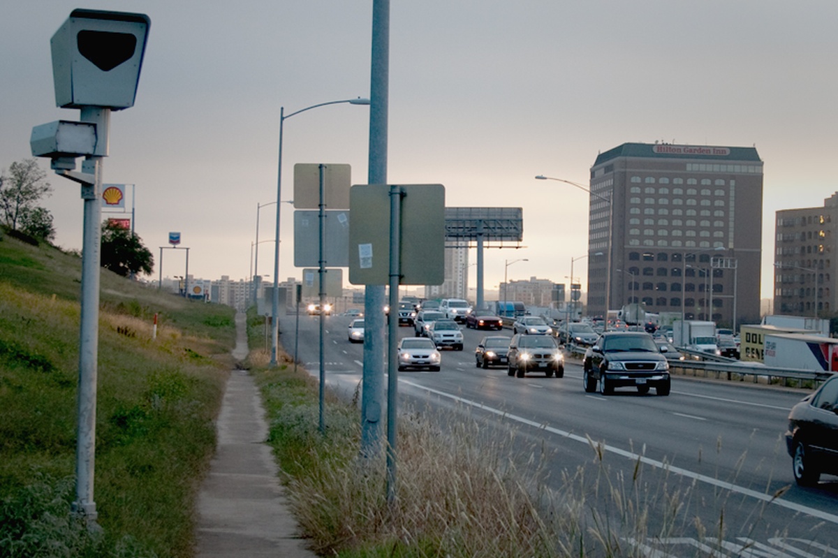 More Than 1 Million Caught by TX Red Light Cams | The Texas Tribune