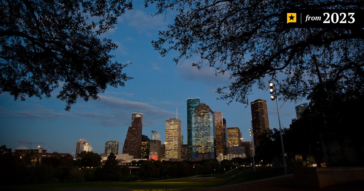 Houston sues Texas to block “Death Star” preemption law | The Texas Tribune