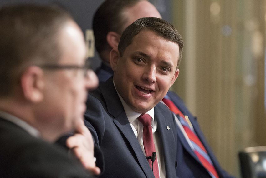 Republican Briscoe Cain tells Beto O'Rourke his gun is "ready" for him ...