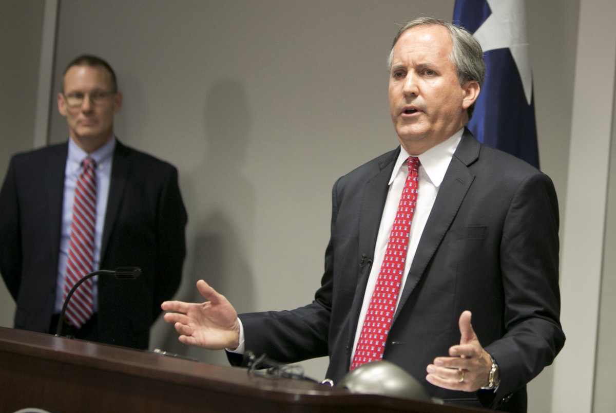 Fort Worth Judge Blocks Obama Transgender Guidelines | The Texas Tribune