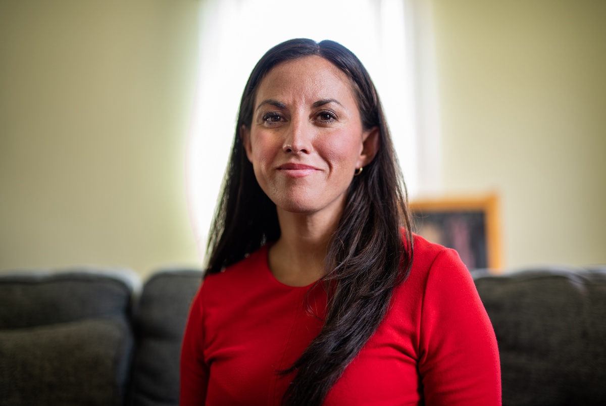 Alexandria Ocasio-Cortez endorses Cristina Tzintzún Ramirez for U.S ...