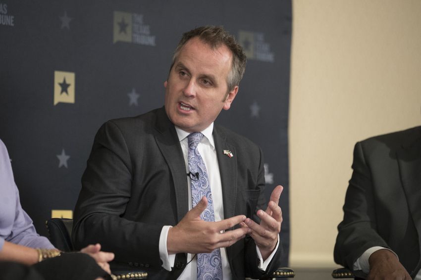 Texas Senate passes bill targeting public employee union dues | The ...