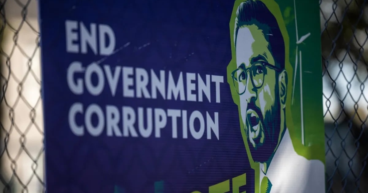 Congressional candidate accused by staff of misconduct | The Texas Tribune