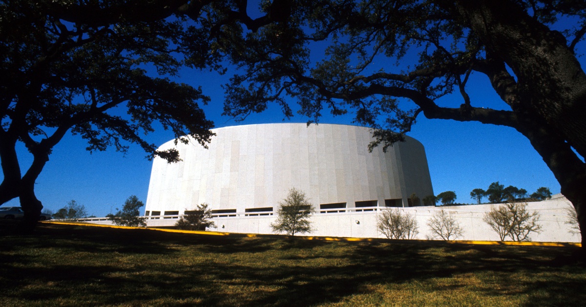 UT-Austin and MD Anderson will partner to create a new cancer hospital ...