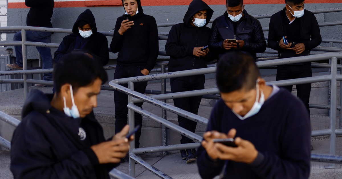 Migrants with disabilities struggle to access U.S. asylum system ...