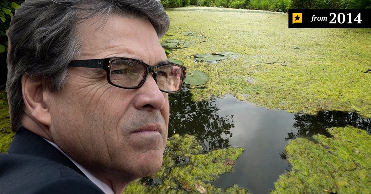 Perry Baptized Anew in Historic Creek | The Texas Tribune