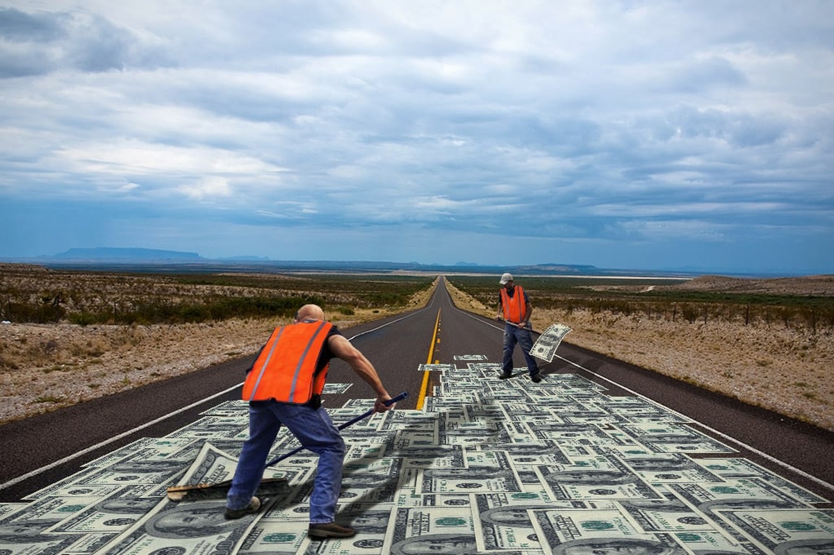 Fee Hike a Leading Contender to Raise Money for Roads | The Texas Tribune