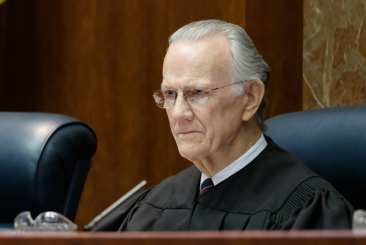 Texas Supreme Court Justice Phil Johnson to retire effective Dec. 31 ...
