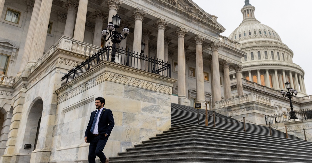 Greg Casar stages “thirst strike” to advocate for mandated water breaks ...