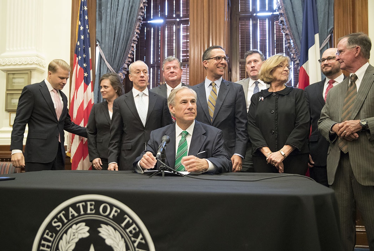 Texas Gov. Greg Abbott getting a new chief of staff | The Texas Tribune